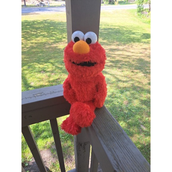 Sesame Street | Toys | Sesame Street Love To Hug Elmo Talking Singing ...
